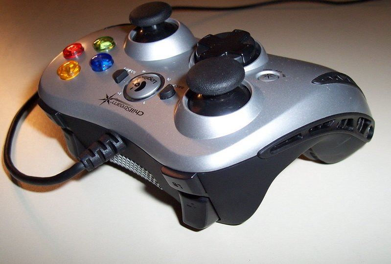 Sizin İçin Seçtiklerim: Logitech ChillStream Game Pad