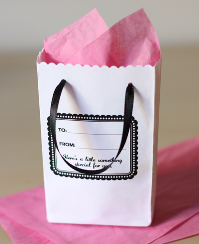 Gift bags made from envelopes | How About Orange