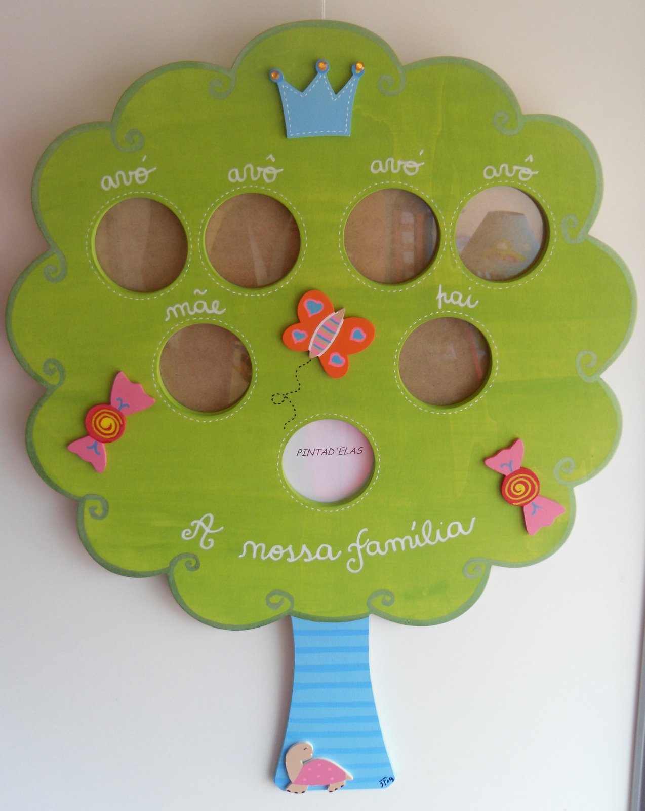 Pintadelas Artesanato: Árvore genealógica em madeira - 46x60 cms