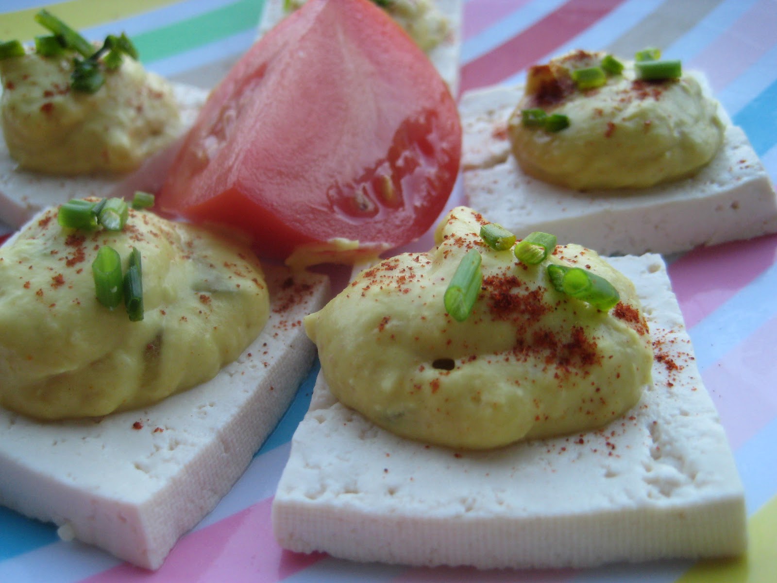 Mo Betta Vegan: VeganMoFo IV: Recipeas Salad