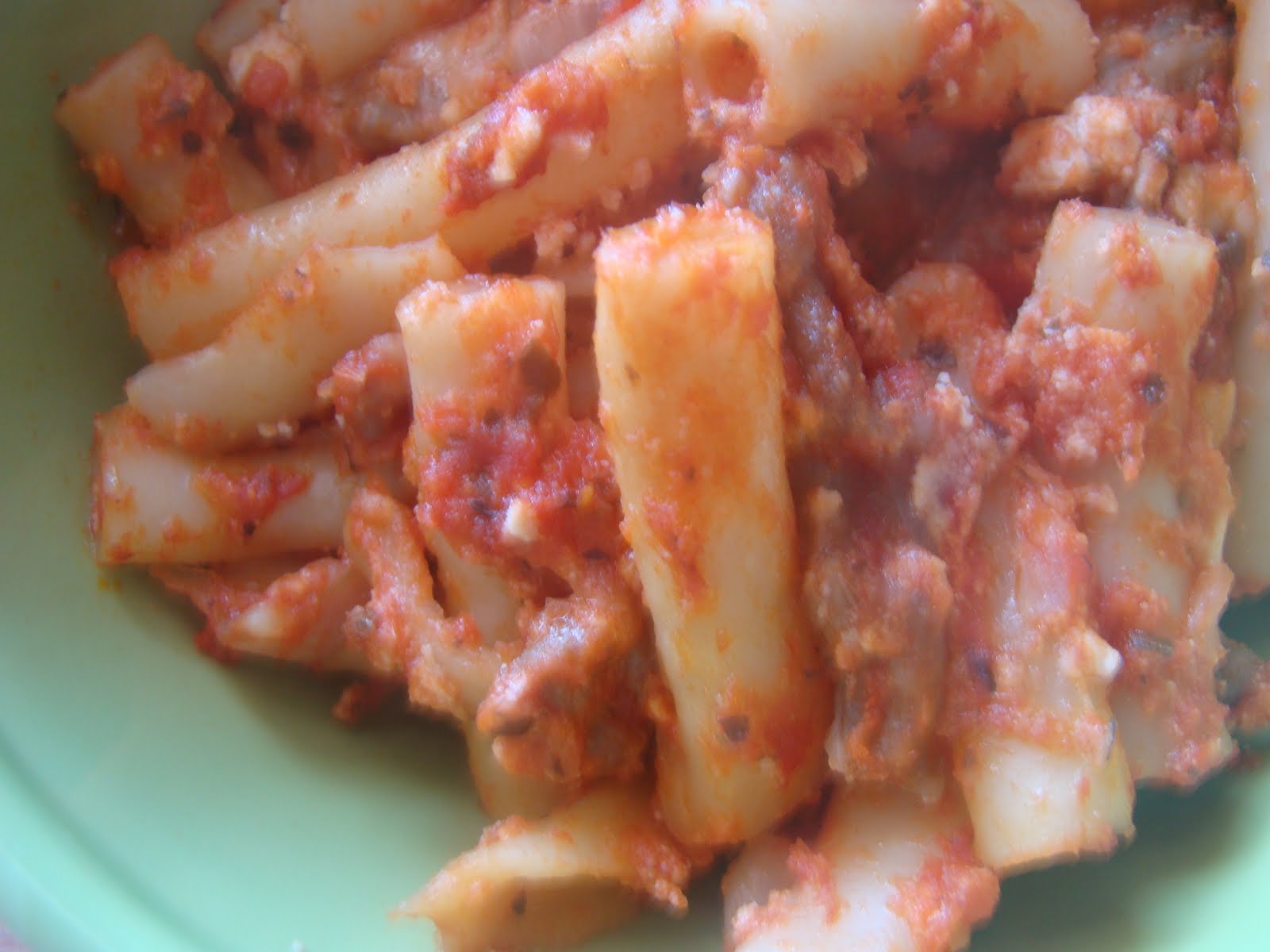 Give Me Something Good to Eat: delicious baked ziti
