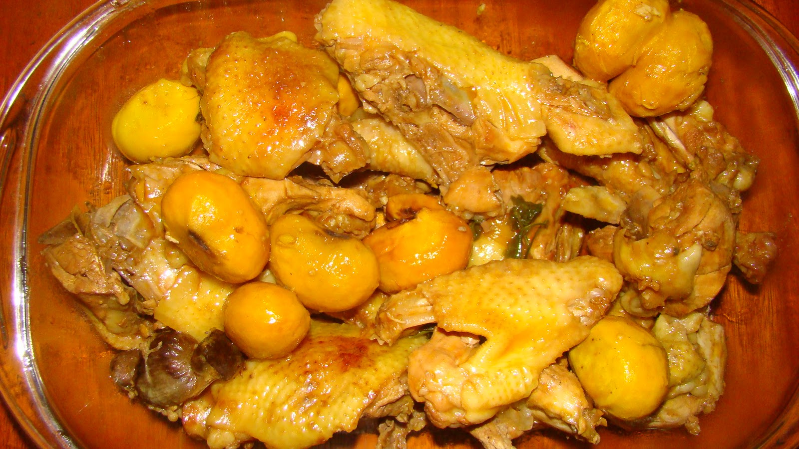 Cantinho Gastronômico: Frango Caipira Com Pequi