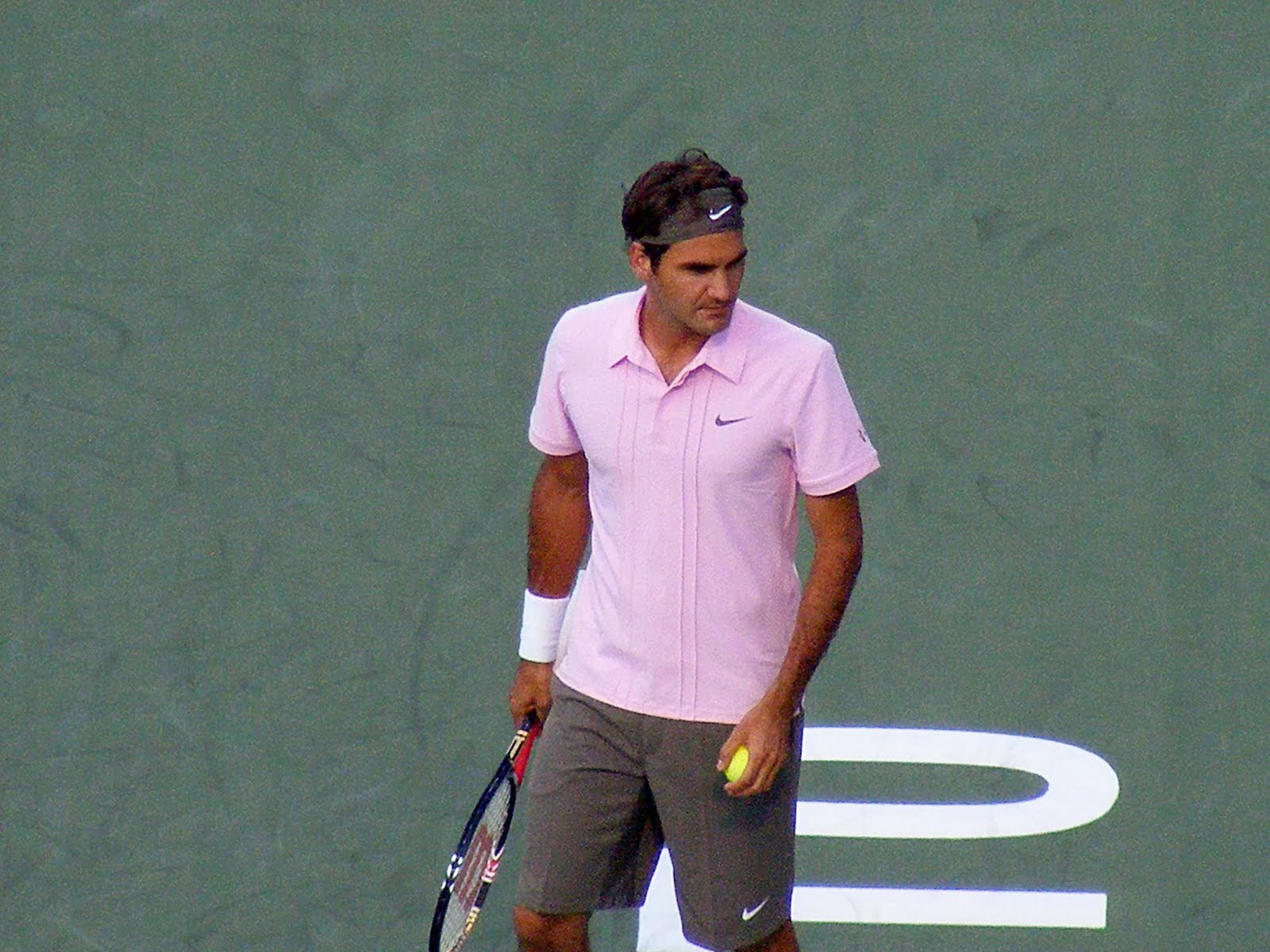 Pink Shirts - Wallpapers HD