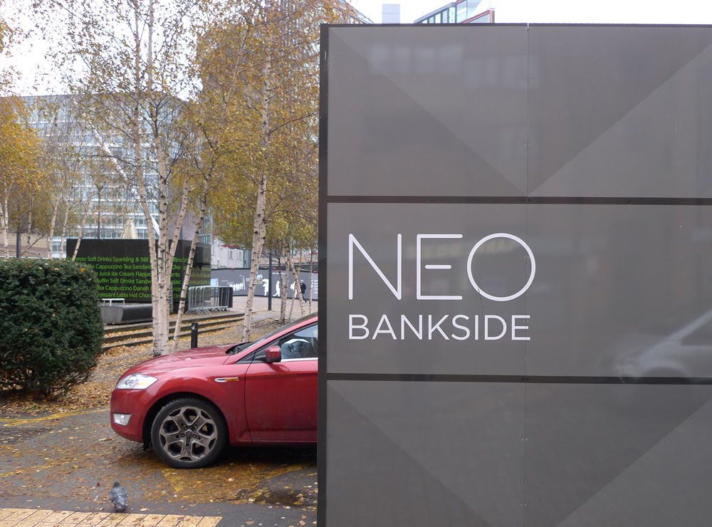 cosmopolis: Neo-Bankside: a photographic encounter