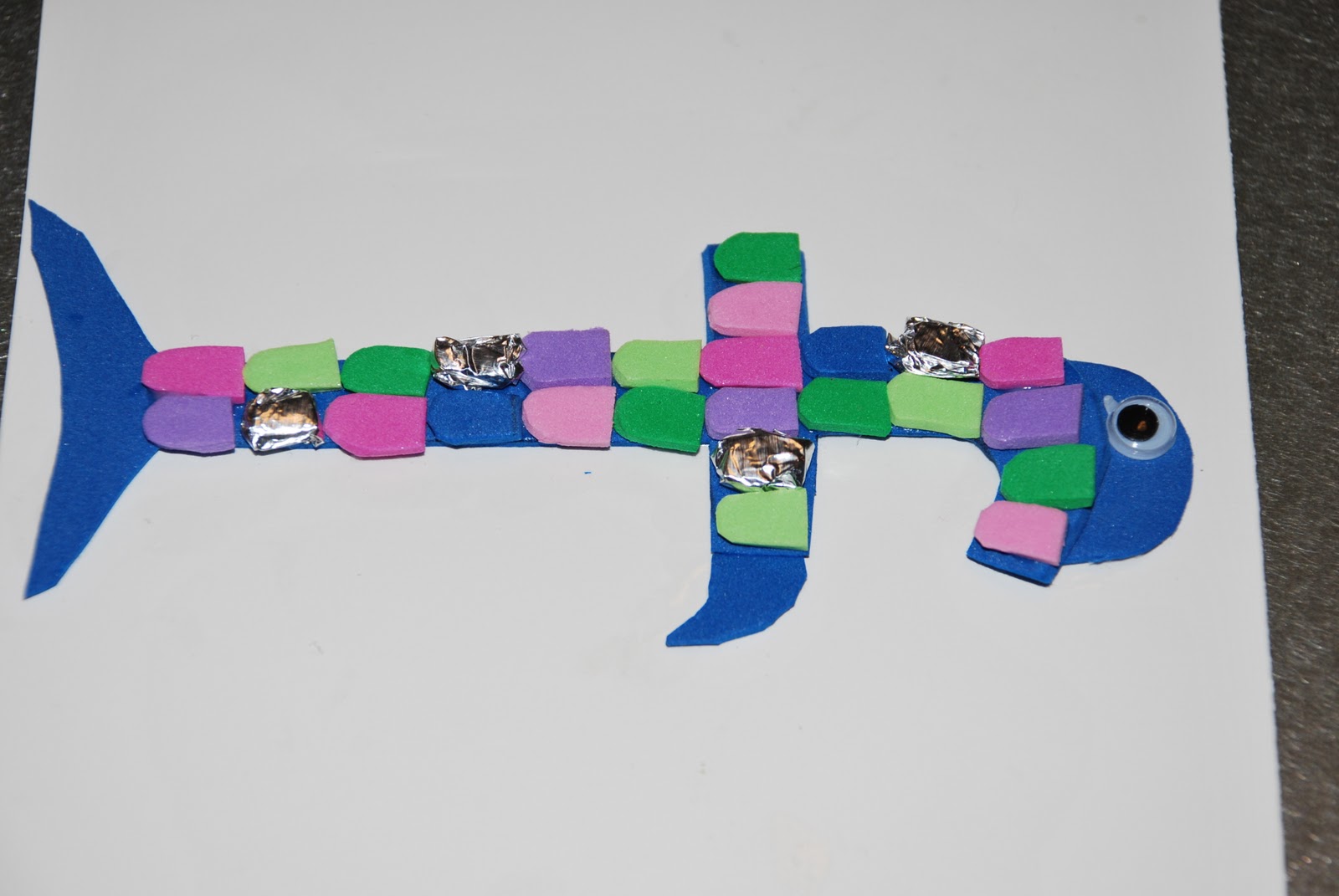 Everyday Carnival: f is for fish - preschool week wrap up