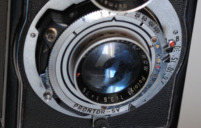 inside.outside: Reflekta II : Camera Since '54