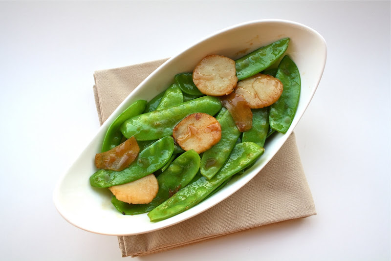 Stir-Fry Snow Peas With Scallops