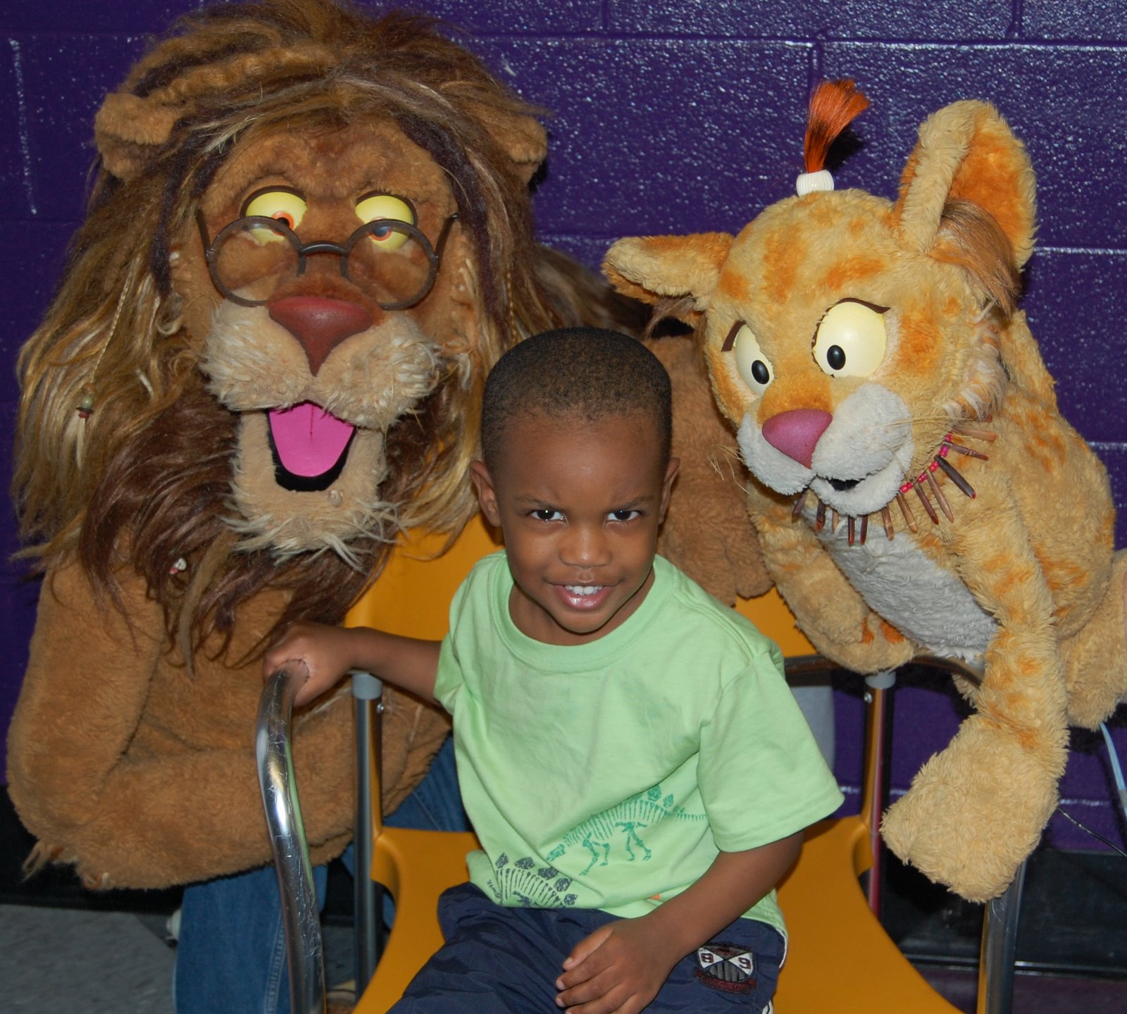 Between The Lions Library