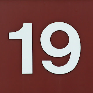Ragged Glories: The Musical Advent Calendar - Door Number Nineteen