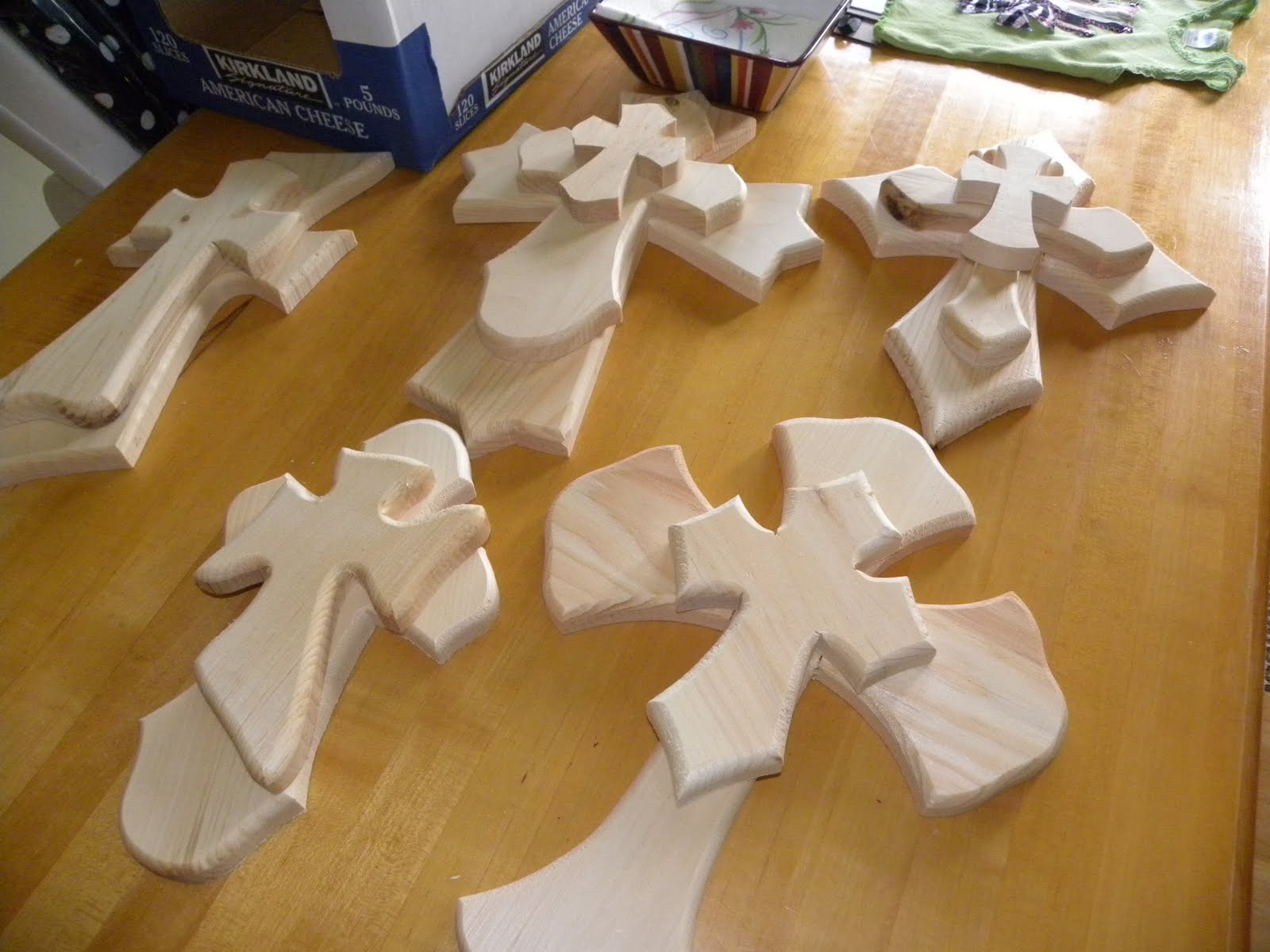 Frugal and Fabulous: Painting Wooden Crosses