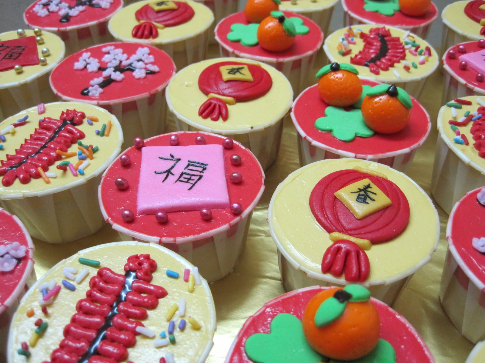 La Muffine: Chinese New Year Cupcakes