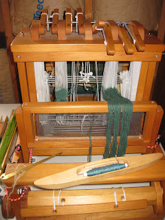 Sarah's Stitchery Saga: How many looms does a new weaver need?