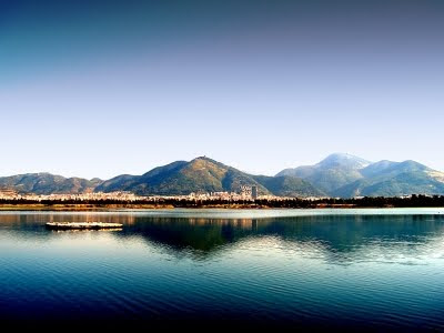 Izmir Daily Photo: Mountains on Water (Balçova)