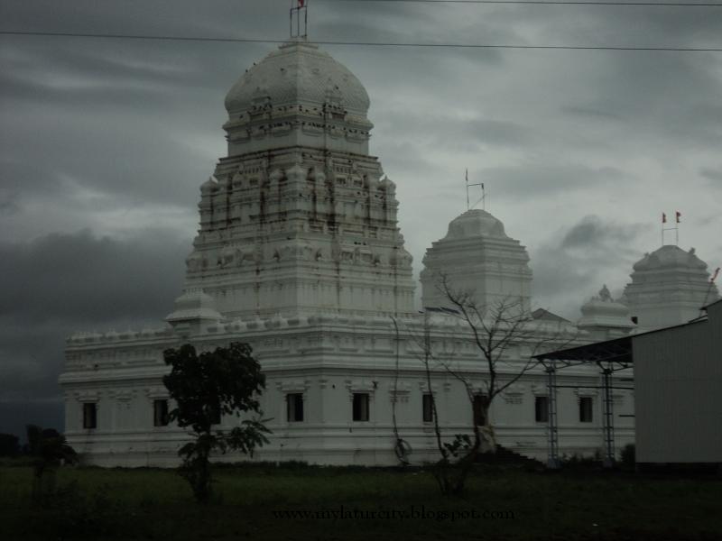 Latur City: Mauli Maharaj Temple Chakarwadi