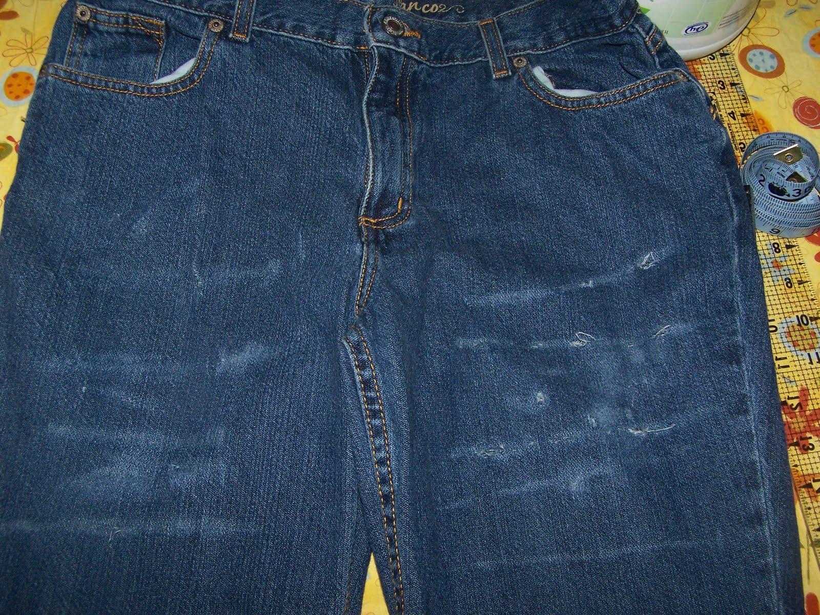 Monkey Tots: Tutorial - How to make Distressed Jeans