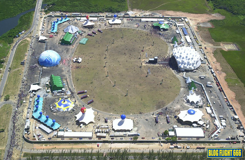 IRON MAIDEN NO ROCK IN RIO III - 15 ANOS - IRON MAIDEN BRASIL