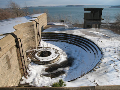 The Lansey Brothers' Blog: Boston, Fort Strong and Long Island