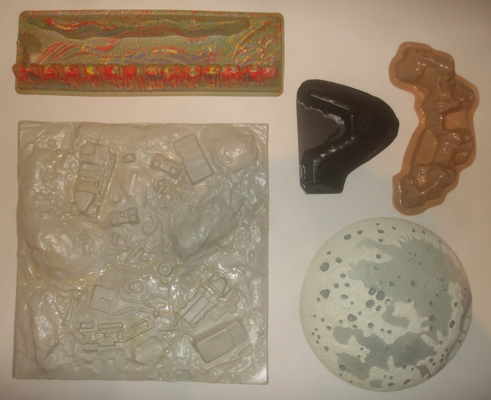 V is for Vac-forms, Part 3 - Others/Unknowns | Small Scale World