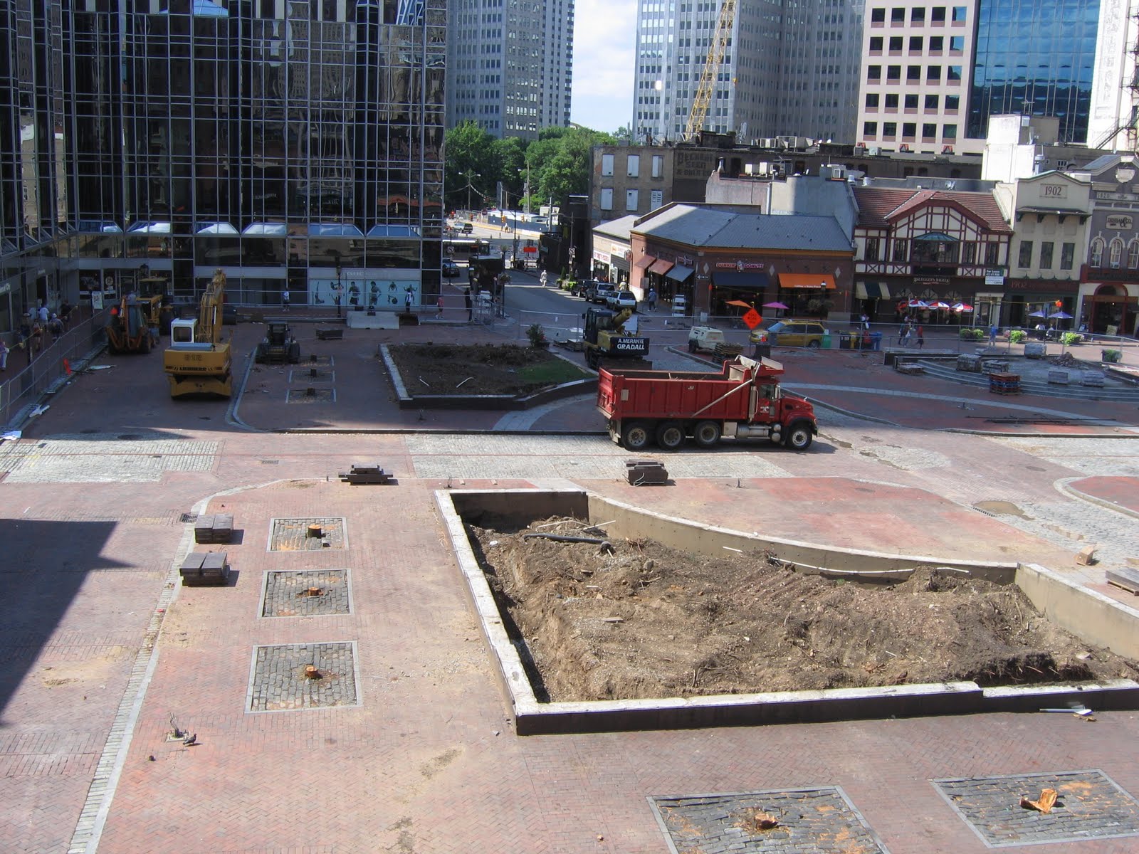 Market Square Pittsburgh: May 2010