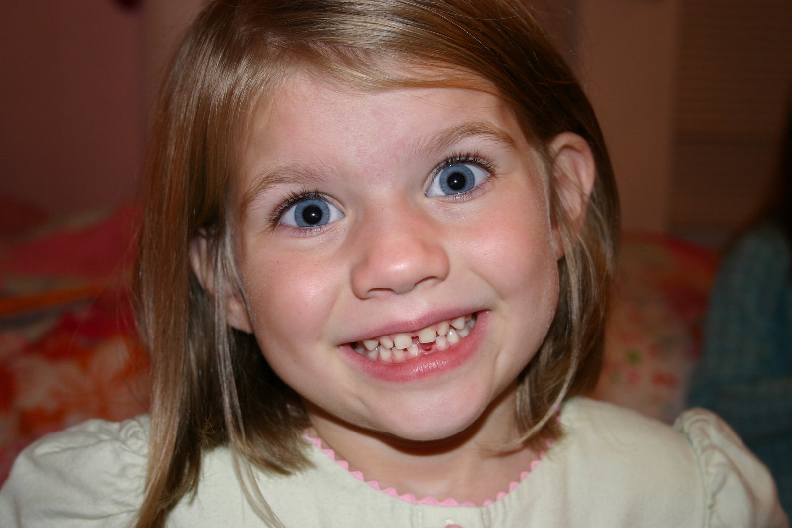 Tickled Pink!!!!!: Lucy's first lost tooth!