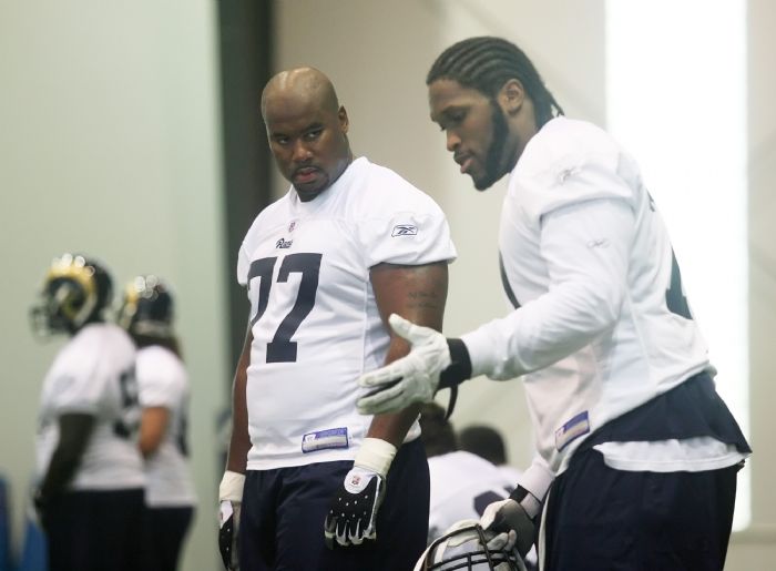 Cowboys Offensive Lineman Alex Barron Likes His Gum | Gina Miller's ...