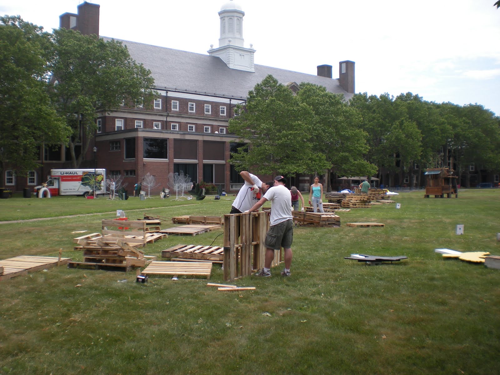 Pallet City: Constructing Pallet City: Buidling on Governors Island ...