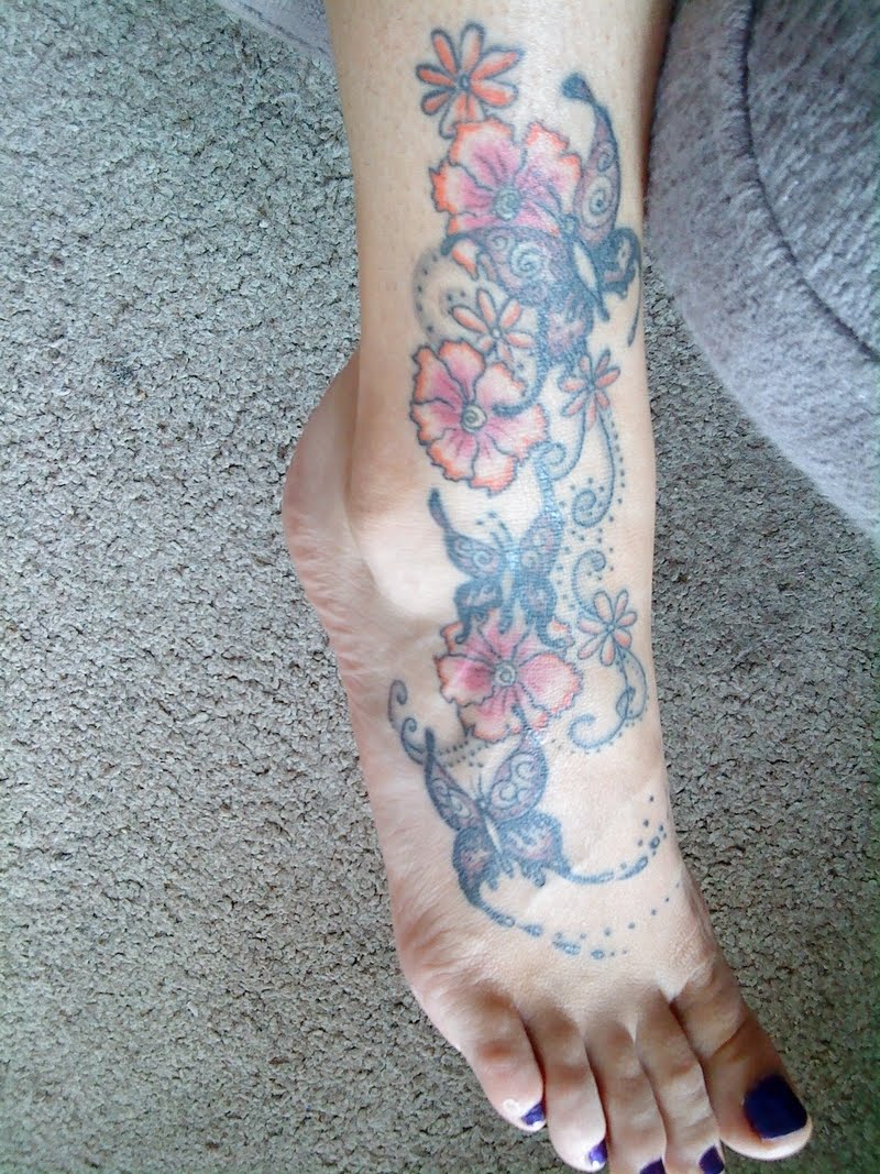 Girls Tattoo Gallery: Tattoos Designs| Foot Tattoos
