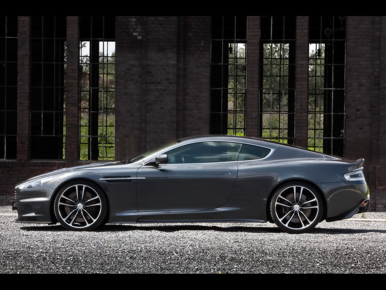 Actualidad Automotriz: 2010 Edo Competition Aston Martin DB9 de DBS Program