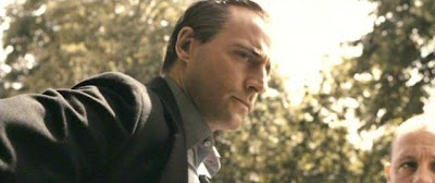 Puutaheinää...: Mark Strong as Archie in RocknRolla #2