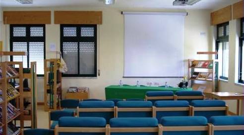 BECRE - ES Cacilhas-Tejo: SERVIÇOS