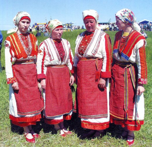 FolkCostume&Embroidery: North Udmurt Costume