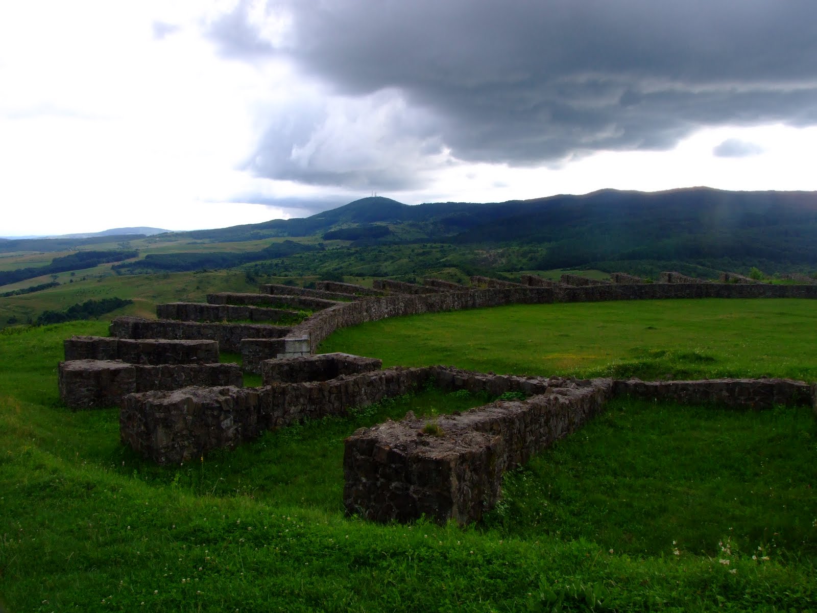 calatorului ii sade bine cu drumul: Porolissum, Moigrad, Salaj