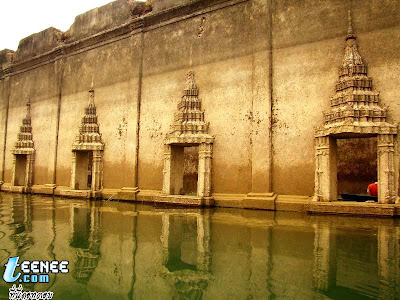 An Underwater Temple
