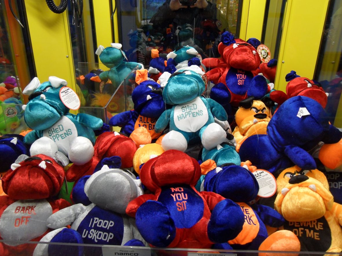 Tales From The Claw Machine: Various Colored Bulldog Machine