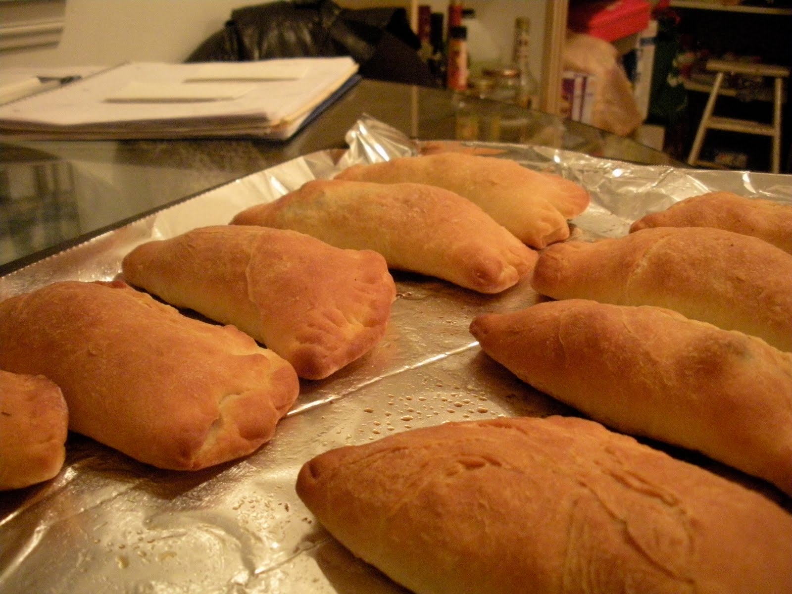 eat GOOD, drink GOOD: Piroshkis!