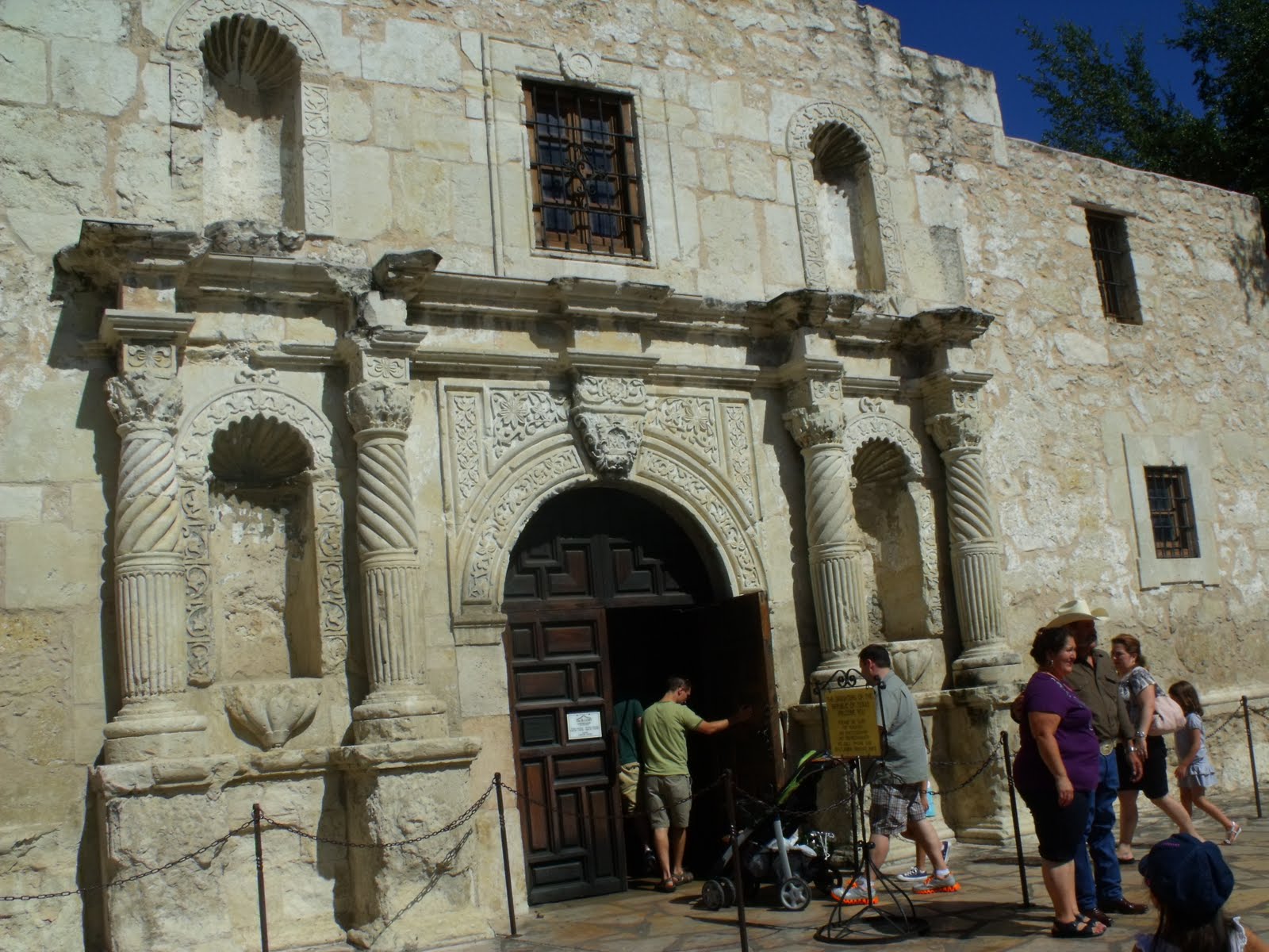 The ALAMO ~ The Dias Family Adventures