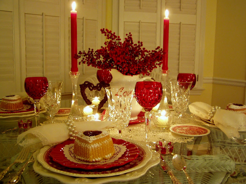 Valentine’s Day Table Setting Tablescape with Raspberry Heart Cakes and ...