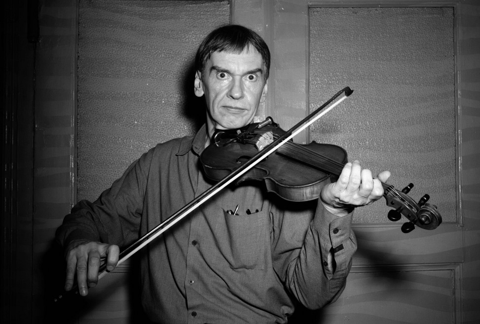 Photo Flash Bulb: June 2010