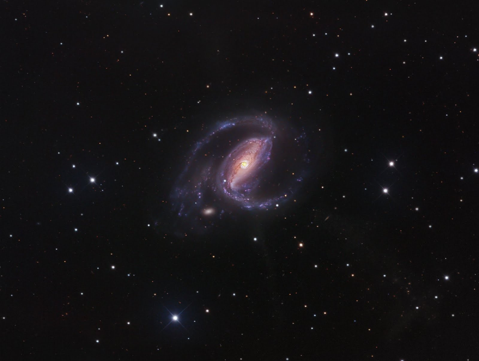 El Sofista: Los chorros de NGC 1097 El Sofista: Los chorros de NGC 1097