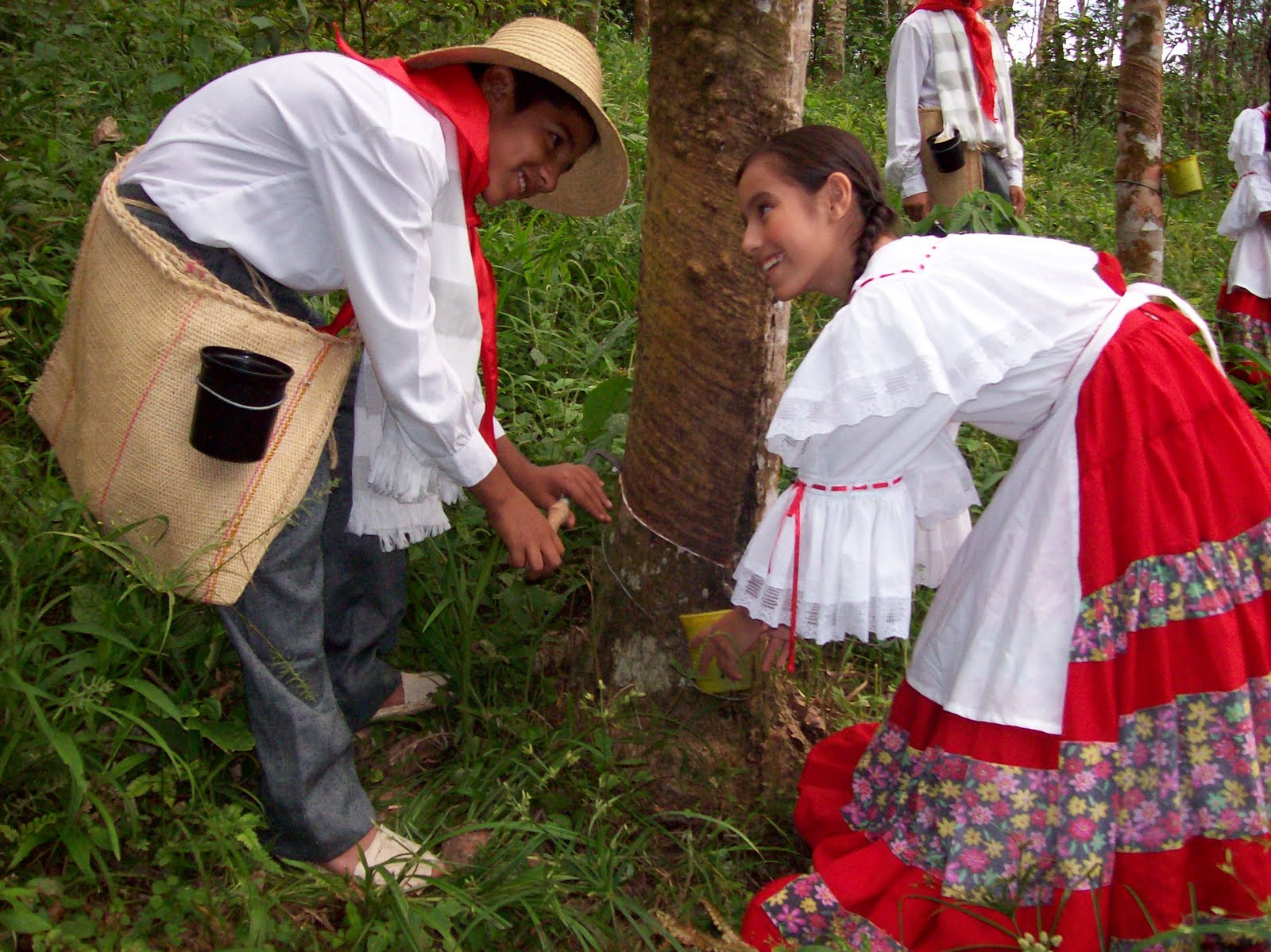 FUNDACION PROMOVER: GRUPO FOLCLÓRICO DE DANZAS