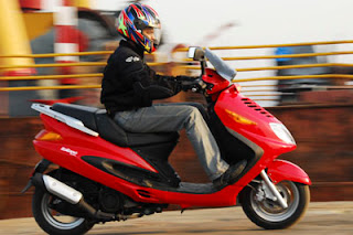 The Kinetic Italiano Blaze blog: Kinetic Blaze now available with disk ...