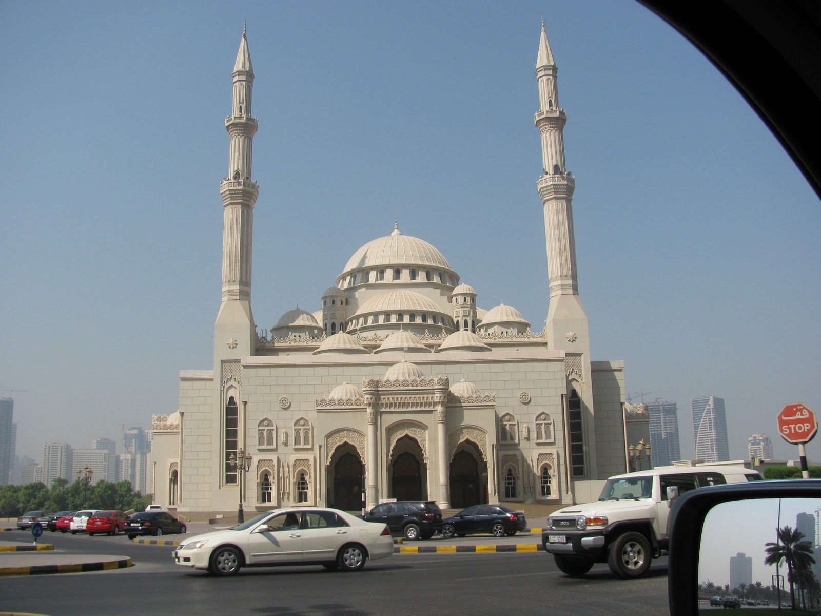 Extraneous Excursions: Mosques of Dubai