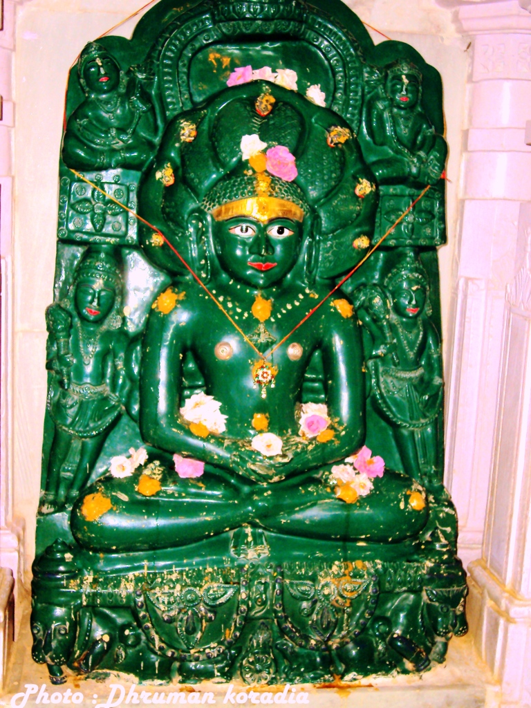 Ajahara Parshvanath: Parshvanath Photos