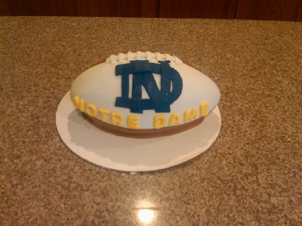 Katrina's Custom Cakes: Notre Dame Football Cake