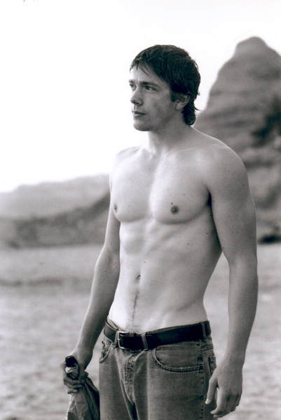 Male Beauty Exposed: Steve Sandvoss in B&W