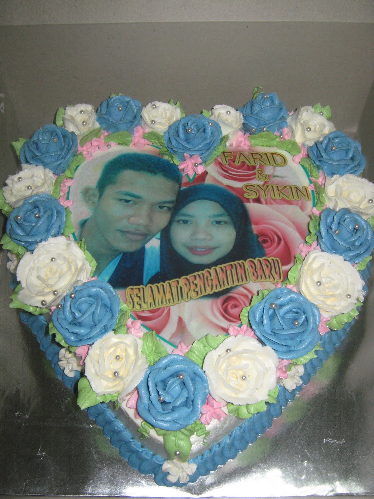 Ani Sweet D's Bakery: Kek Pengantin - 2 tingkat - Syikin & Farid