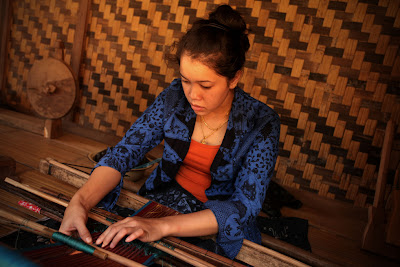 When Pictures Get Mob!!!: Go Green "The Baduy" of Indonesia!