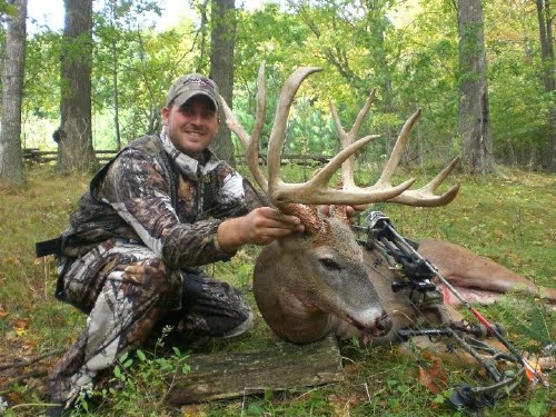 Whitetail Deer Passion: Giant Wisconsin Buck