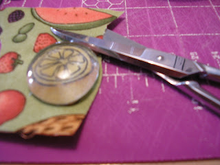 Tonya's Sewing Room: Fabric Magnets Tutorial