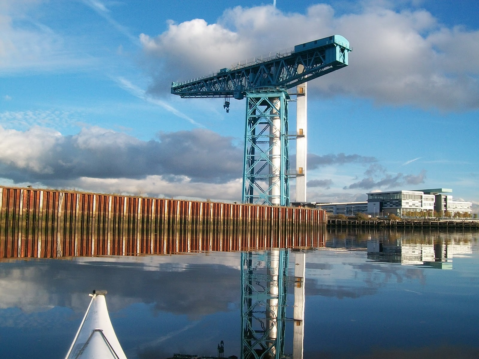 SEA KAYAKING ALONG THE SCOTTISH COAST: Dumbarton Castle to Clydebank